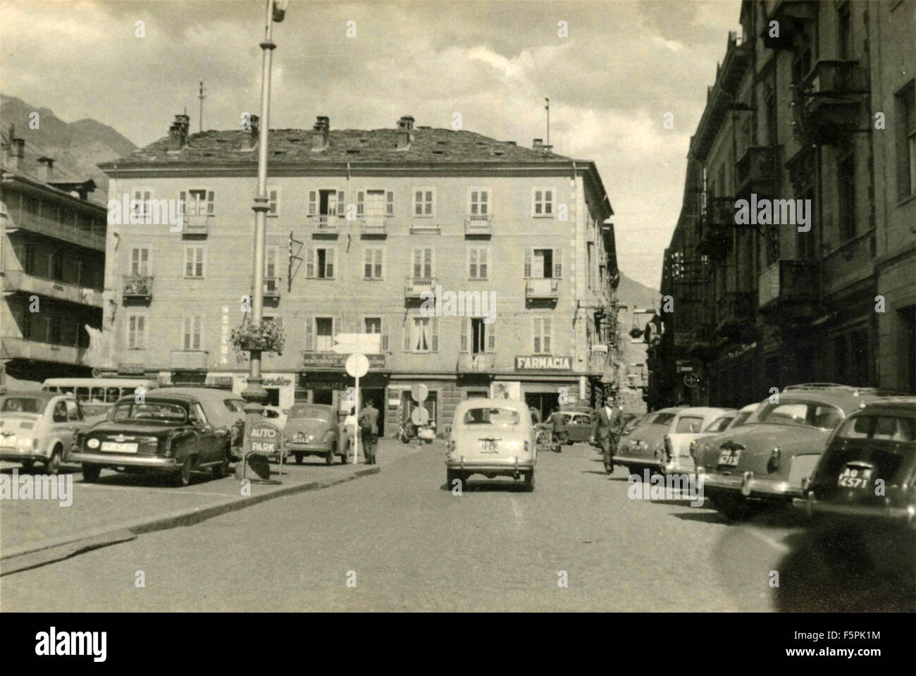 Place emile chanoux Banque de photographies et d’images à haute ...