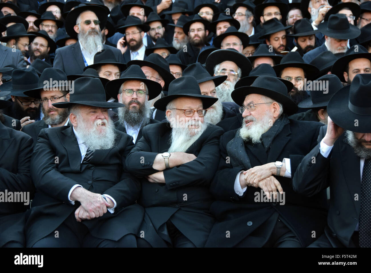 Jewish group Banque de photographies et d’images à haute résolution - Alamy