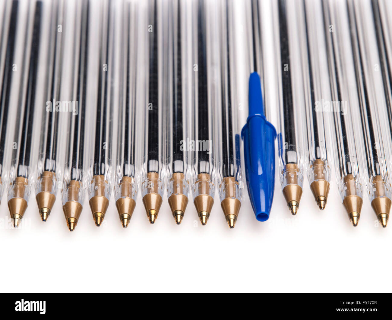 Stylos bic cristal Banque de photographies et d’images à haute ...