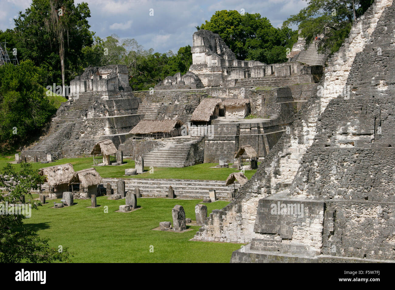 Pyramide maya à Tikal, Guatemala, Amérique du Sud Photo Stock - Alamy