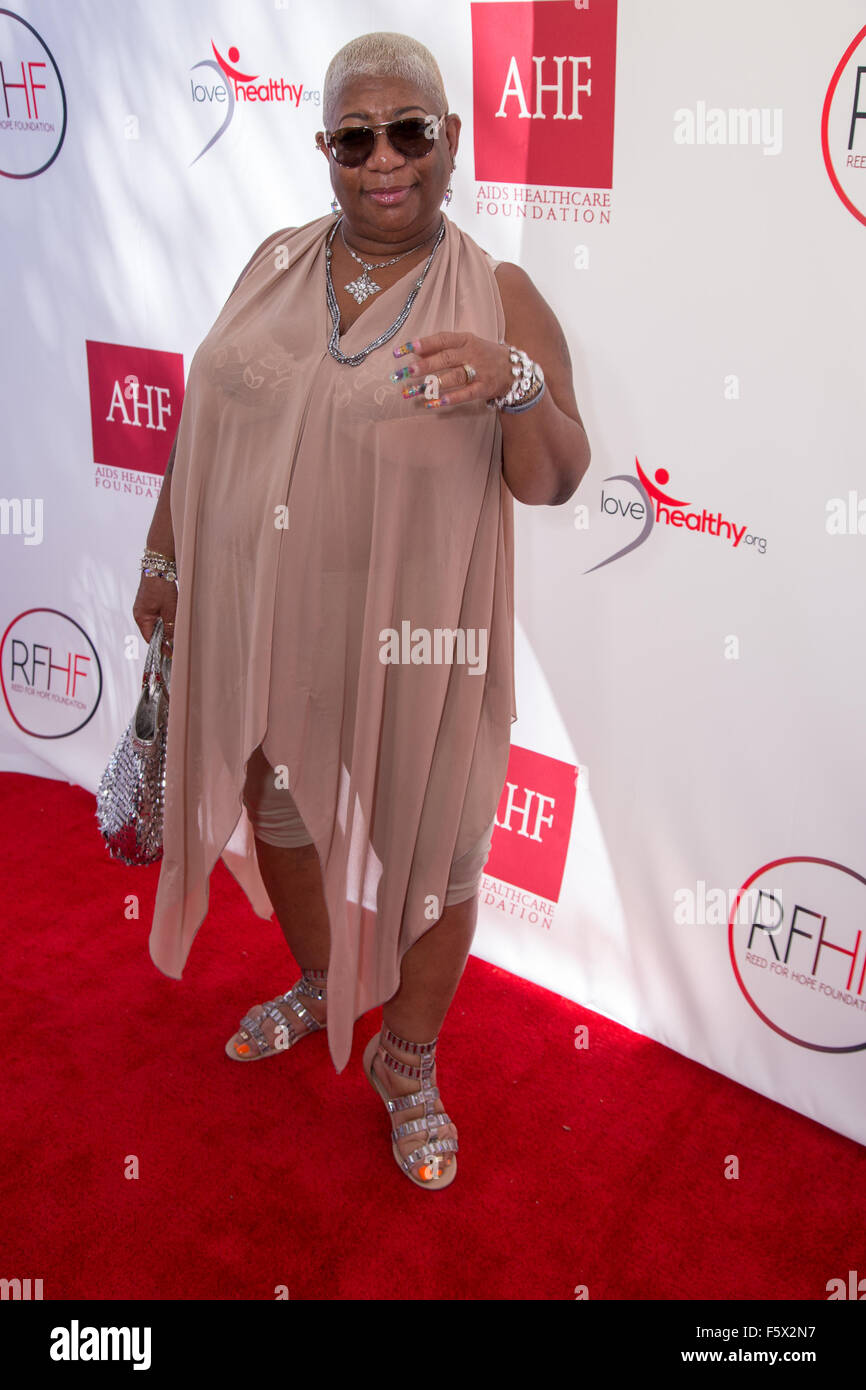 Robi Reed présente la 13e édition annuelle du soleil au-delà de l'été ...