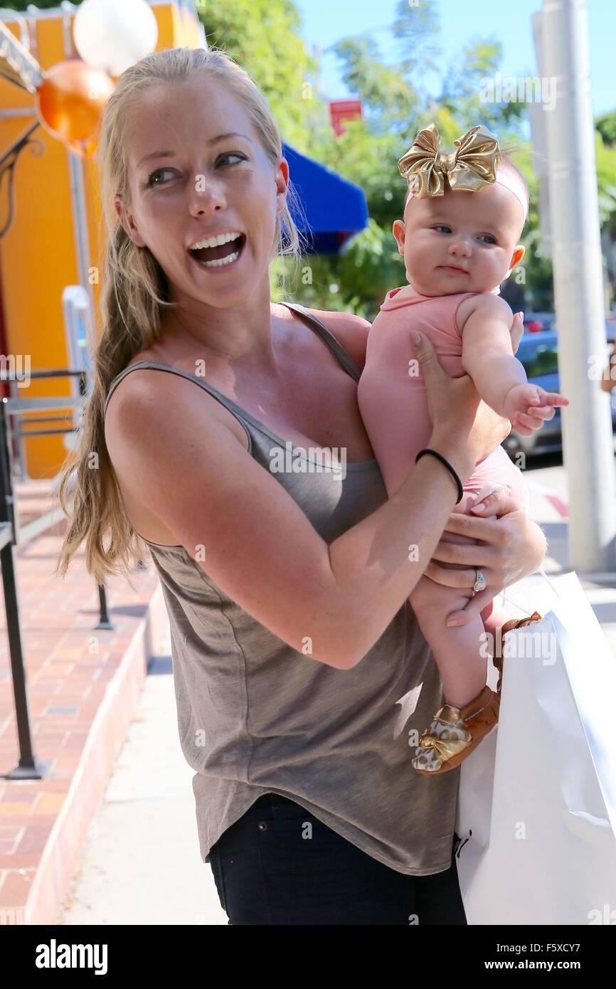 Kendra hall Banque de photographies et d’images à haute résolution - Alamy