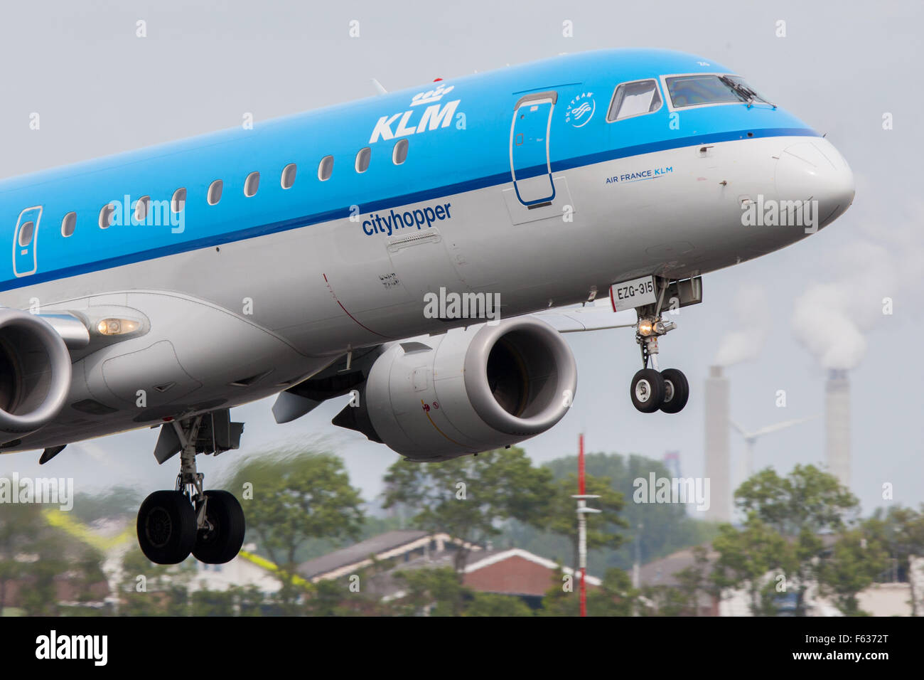 Klm cityhopper embraer Banque de photographies et d’images à haute ...