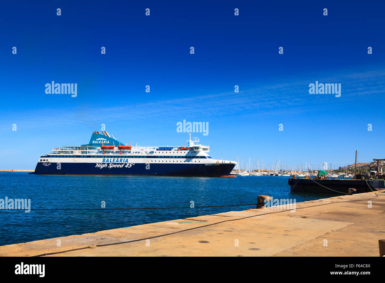 Spain balearia ferry Banque de photographies et d’images à haute ...