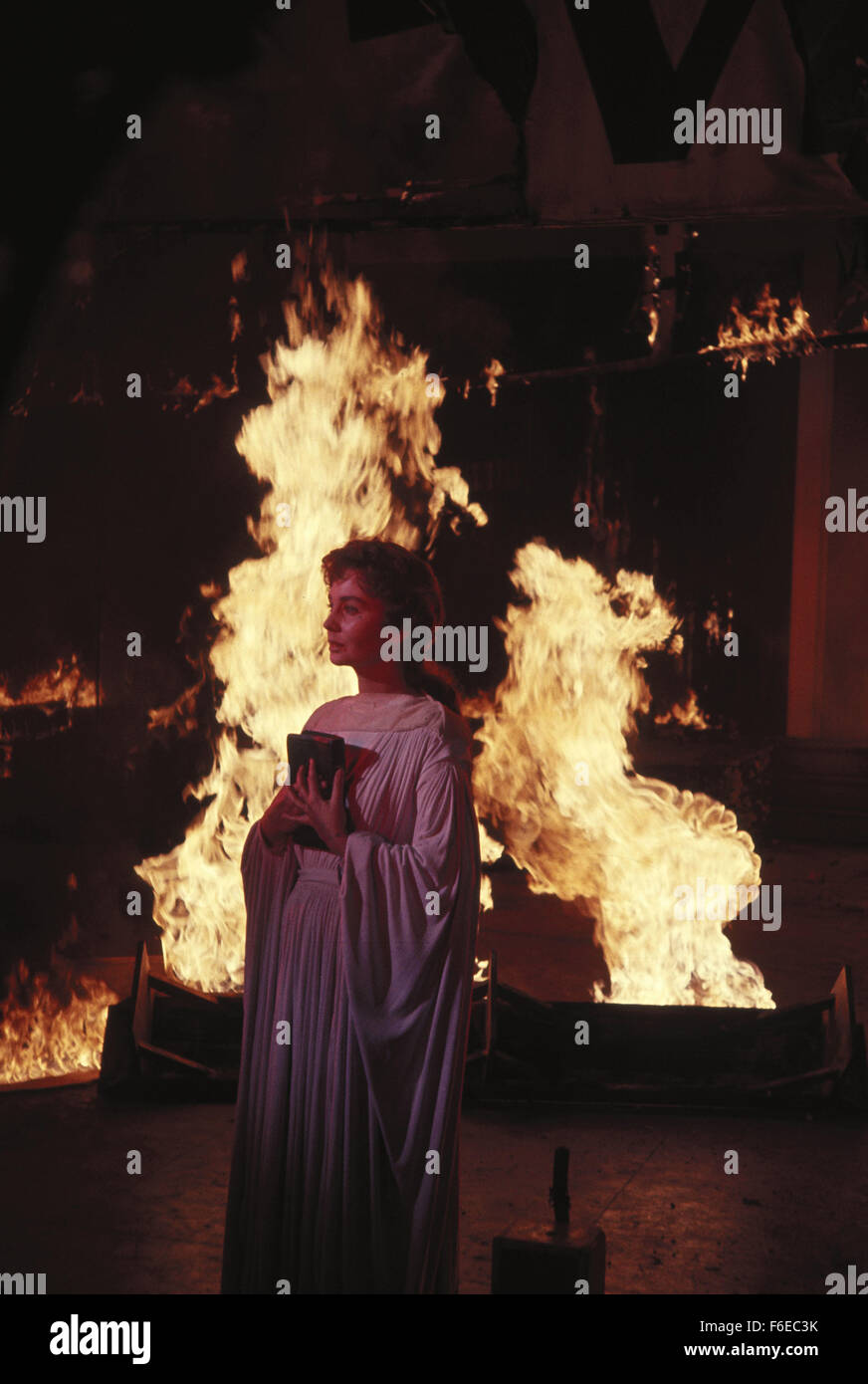 Jul 07, 1960 ; Hollywood, CA, USA ; l'actrice Jean Simmons stars comme ...