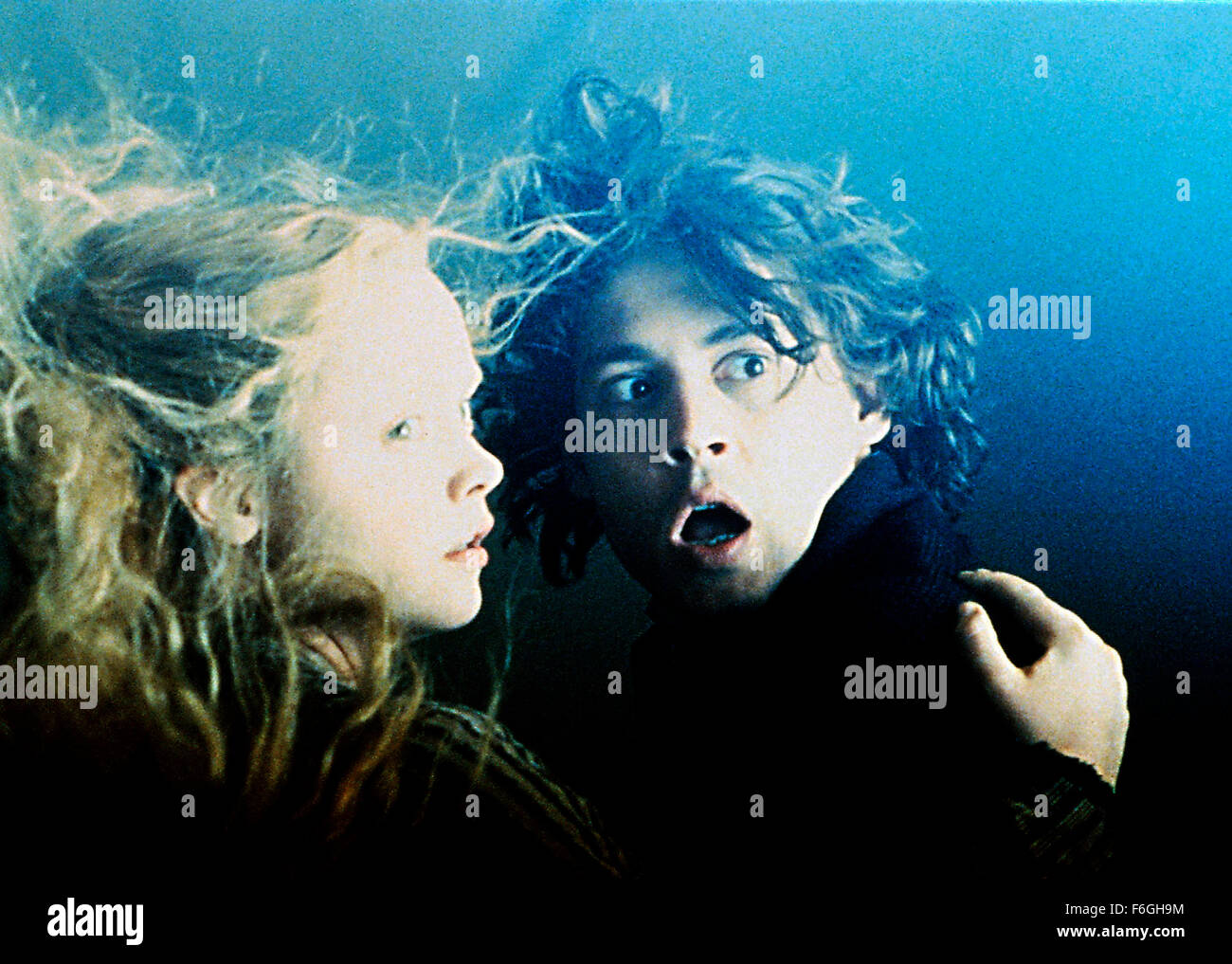 Nov 17, 1999 ; London, England, UK ; Christina Ricci et Johnny Depp ...