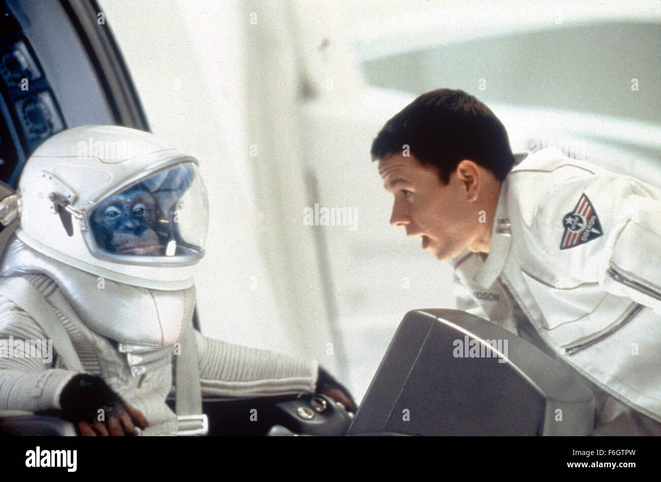 Jul 26, 2001 ; Hollywood, CA, USA ; Mark Wahlberg (droite) en tant que ...