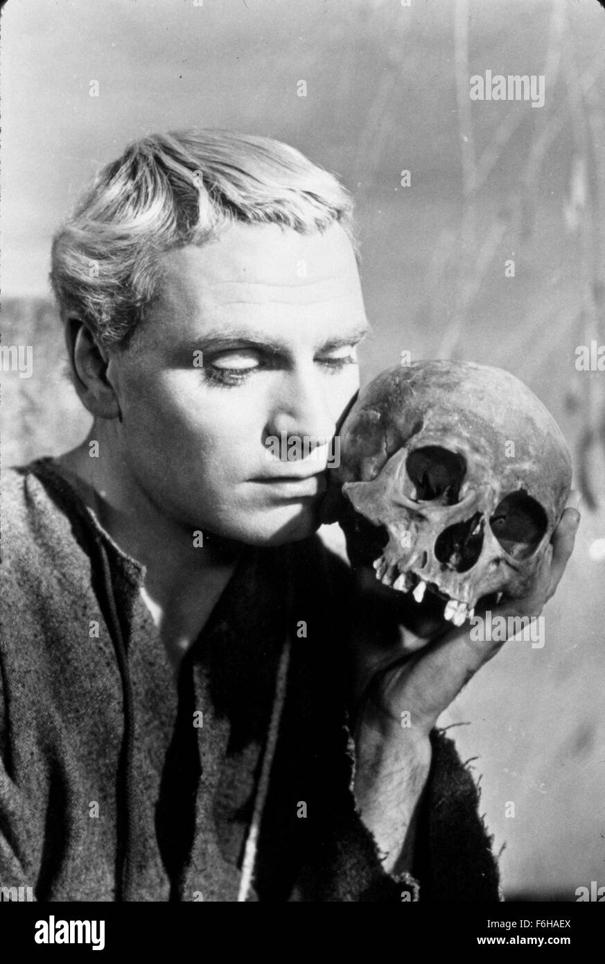 Hamlet 1948 laurence olivier Banque d'images noir et blanc - Alamy