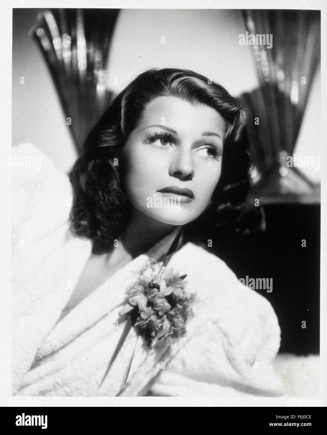 1941, le titre du film : vous ne pourrez jamais devenir riche ...