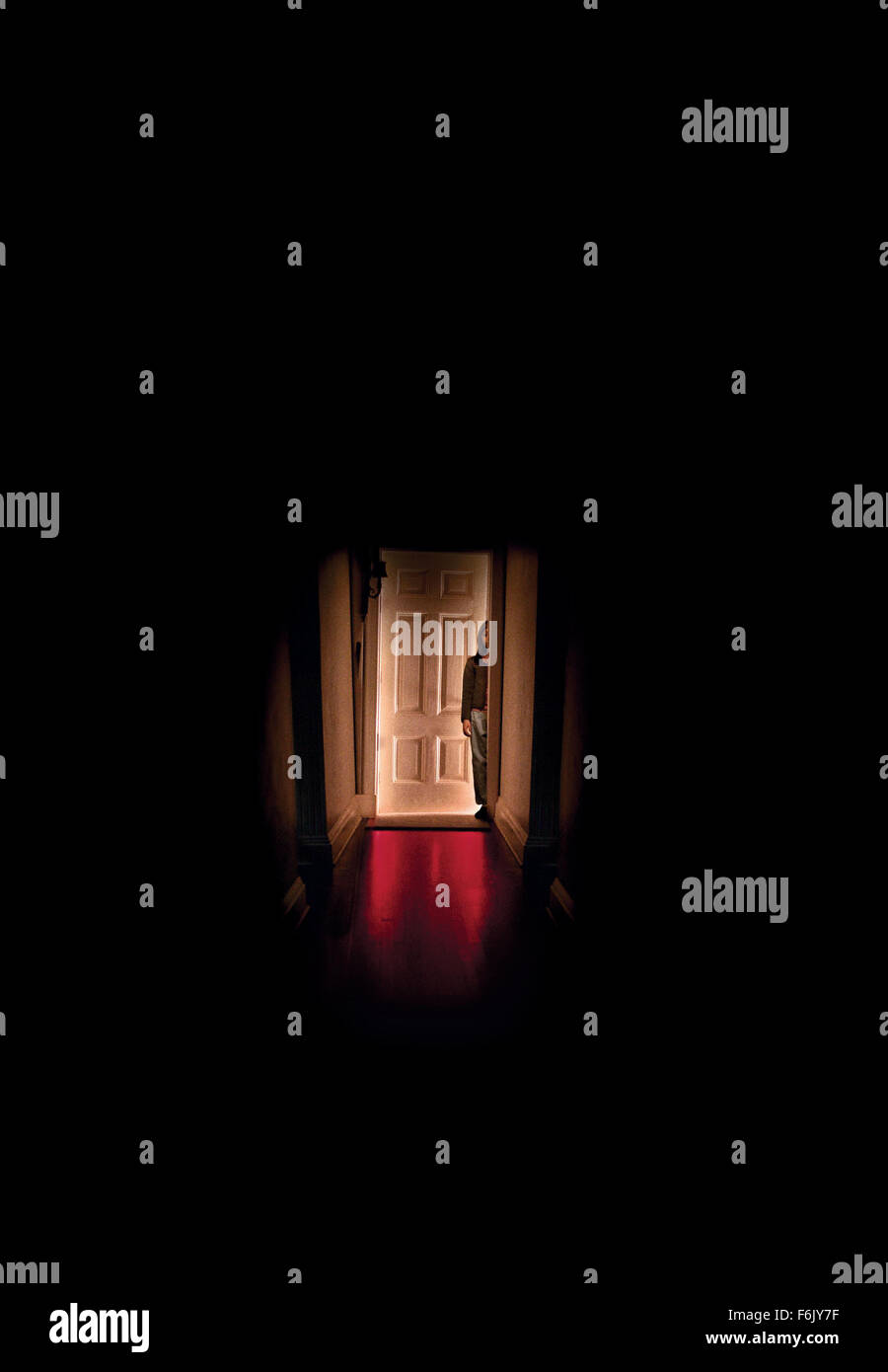 DATE DE SORTIE : Janvier 28, 2005 TITRE DE LA VIDÉO : cache-cache ...