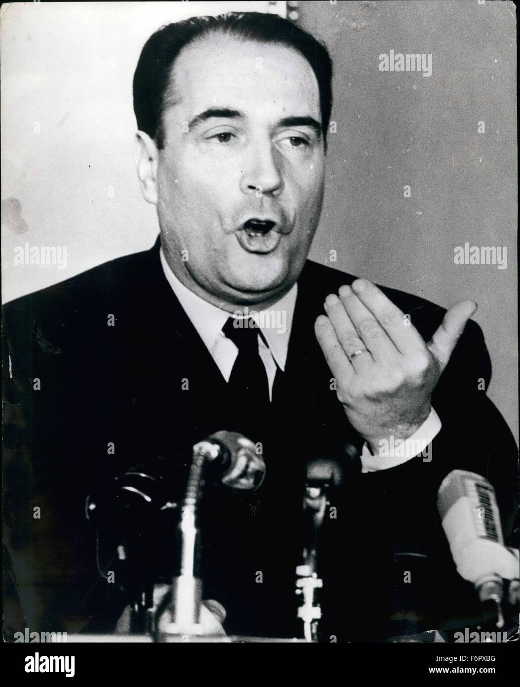 François mitterand noir et blanc Banque de photographies et d’images à ...