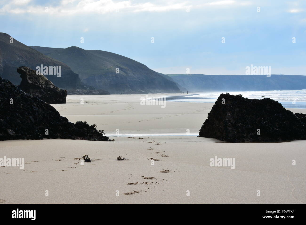 Traces de pas dans le sable Banque de photographies et d’images à haute résolution - Alamy