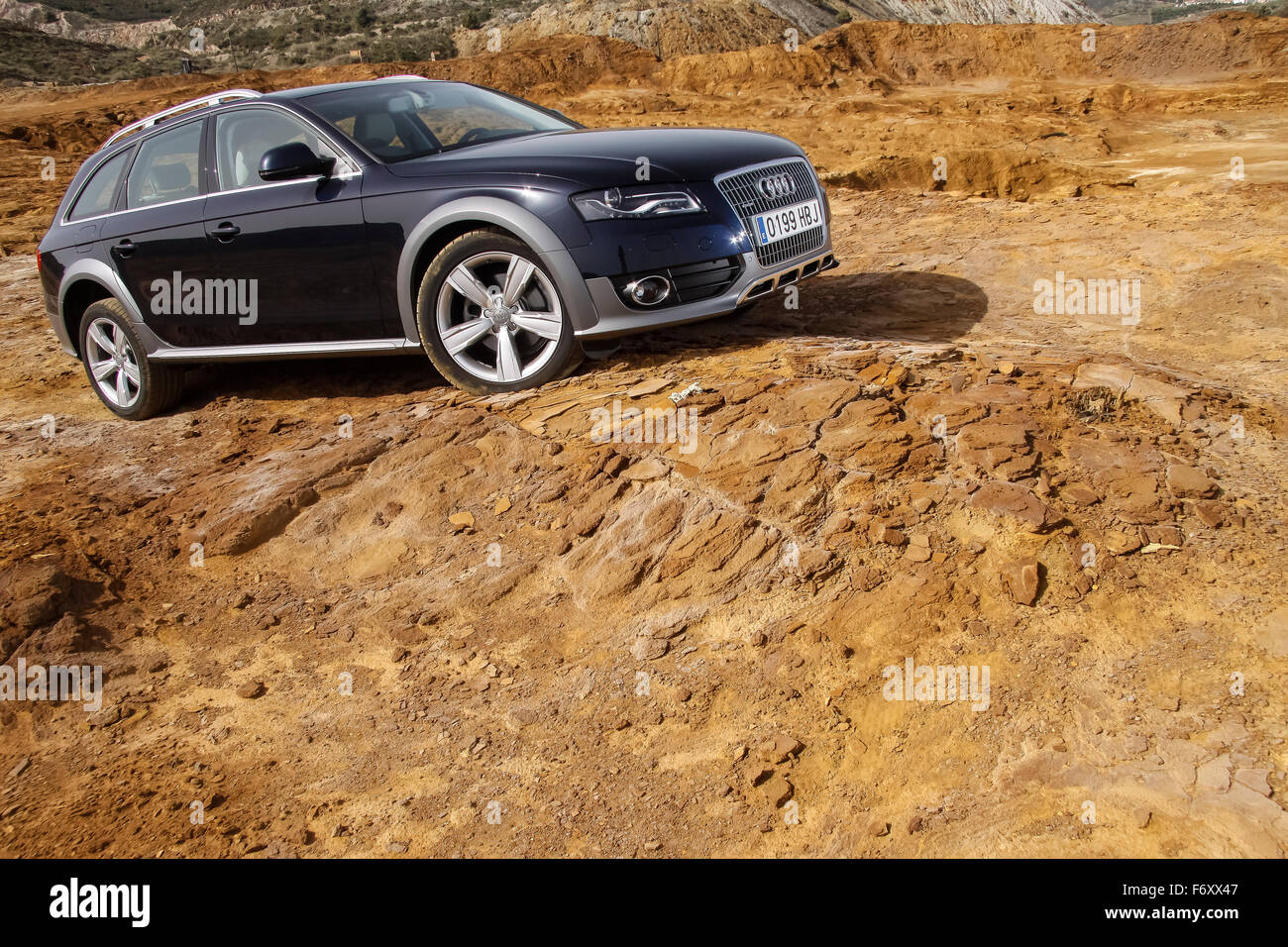 Audi a4 allroad quattro Banque de photographies et d’images à haute ...