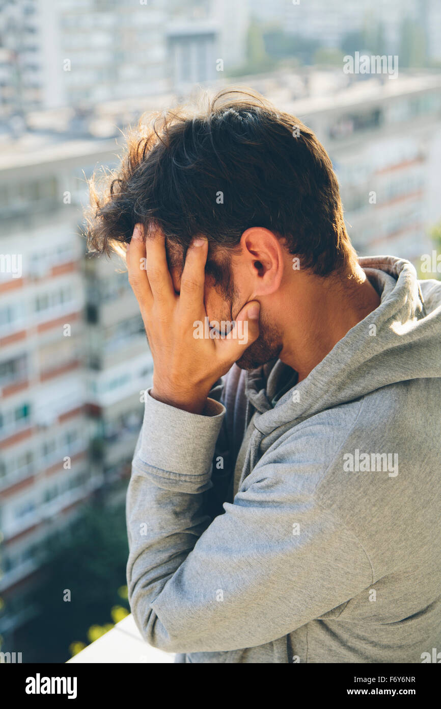 Solitude solitude inquiet inquiet Banque de photographies et d’images à ...