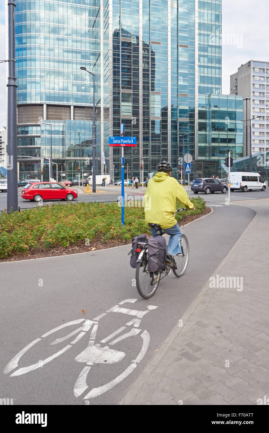 Marquage de pistes cyclables Banque de photographies et d’images à ...
