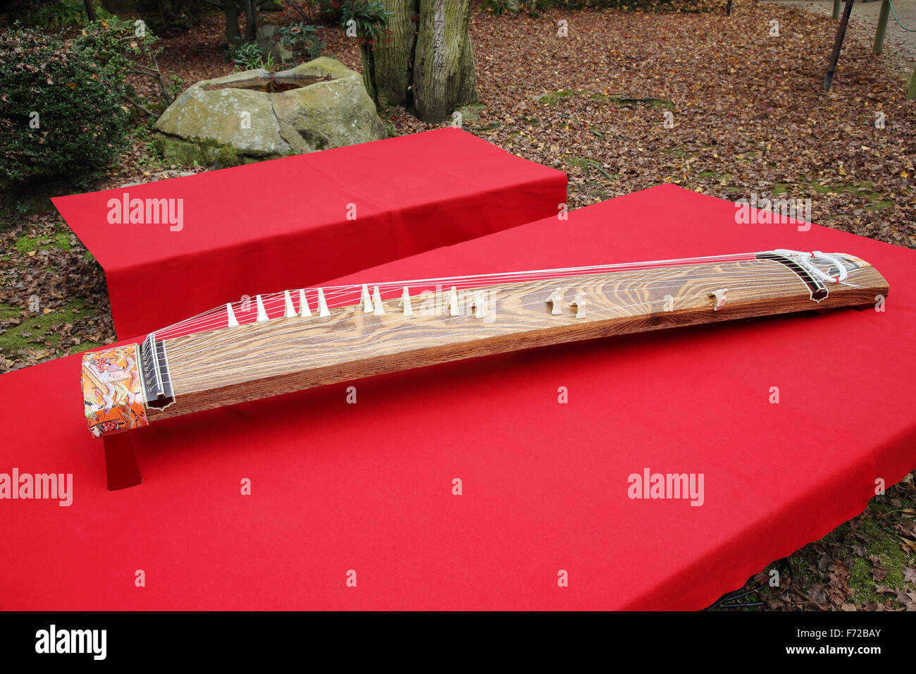 Japanese traditional instrument Banque de photographies et d’images à ...