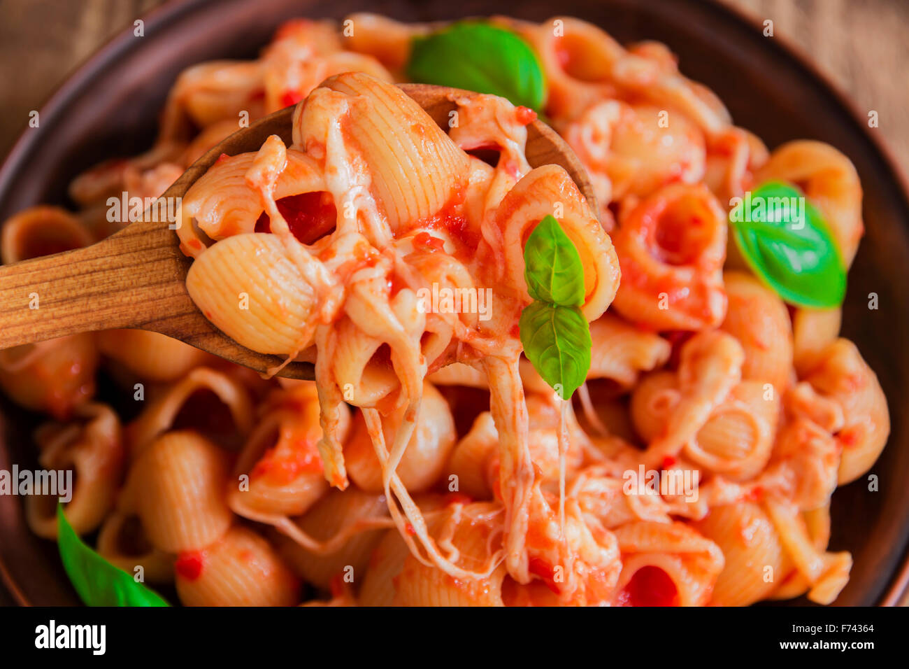 Sauce de pâtes au fromage Banque de photographies et d’images à haute ...