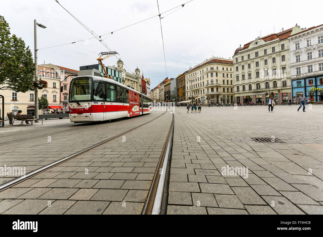 Tramway tram transport brno Banque de photographies et d’images à haute ...