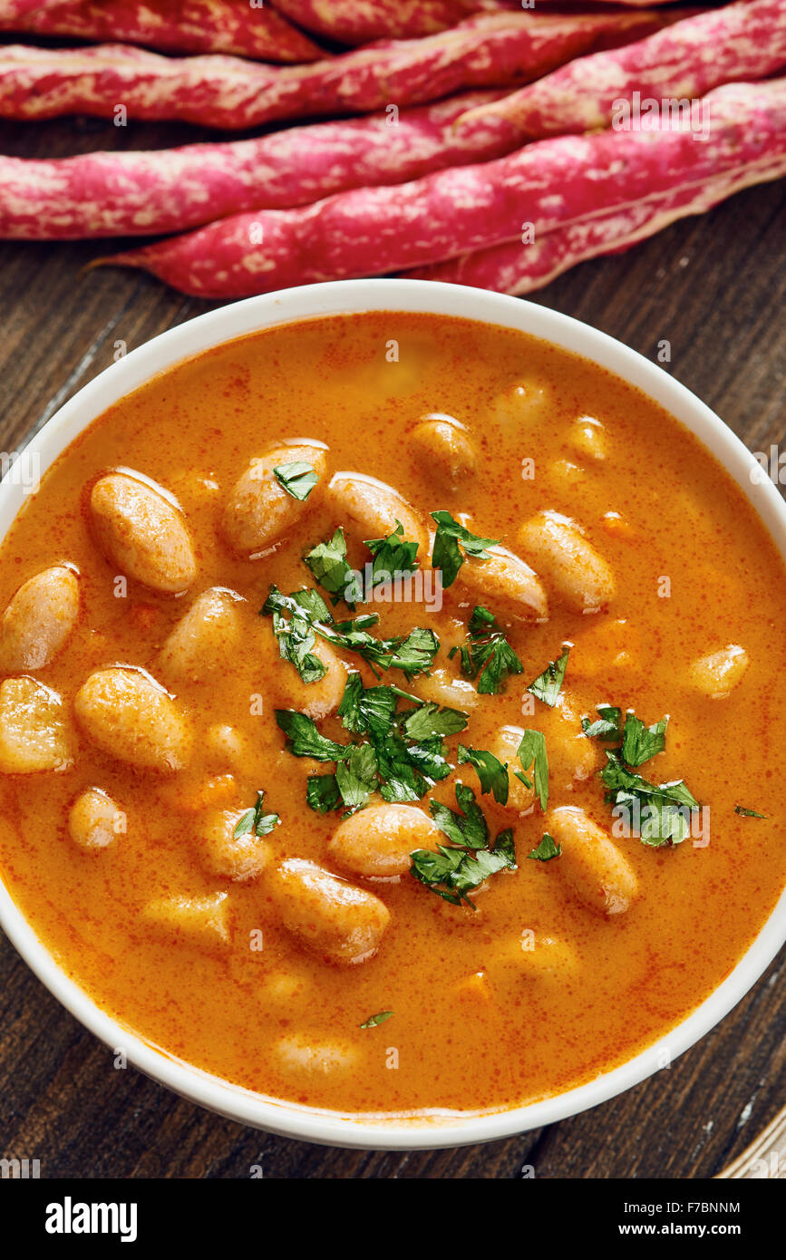 Soupes de haricots Banque de photographies et d’images à haute ...