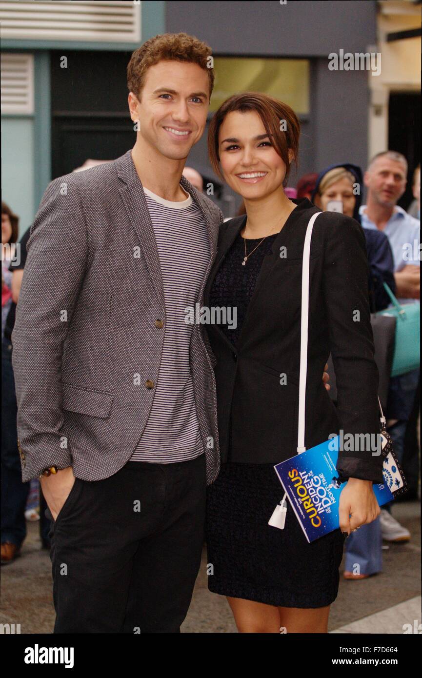 L'acteur Richard Fleishman et l'actrice Samantha Barks Photo Stock - Alamy