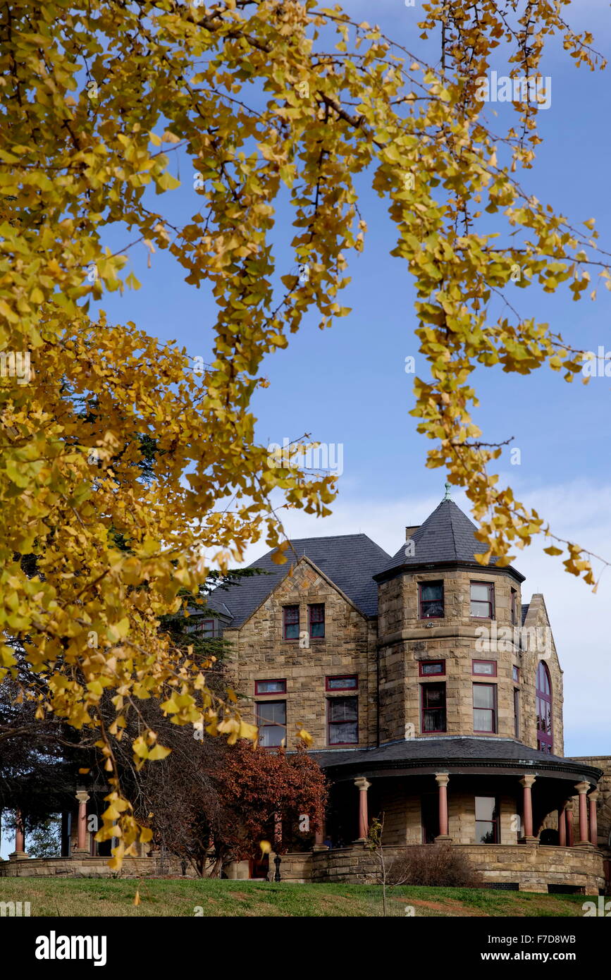 Dooley mansion Banque de photographies et d’images à haute résolution ...