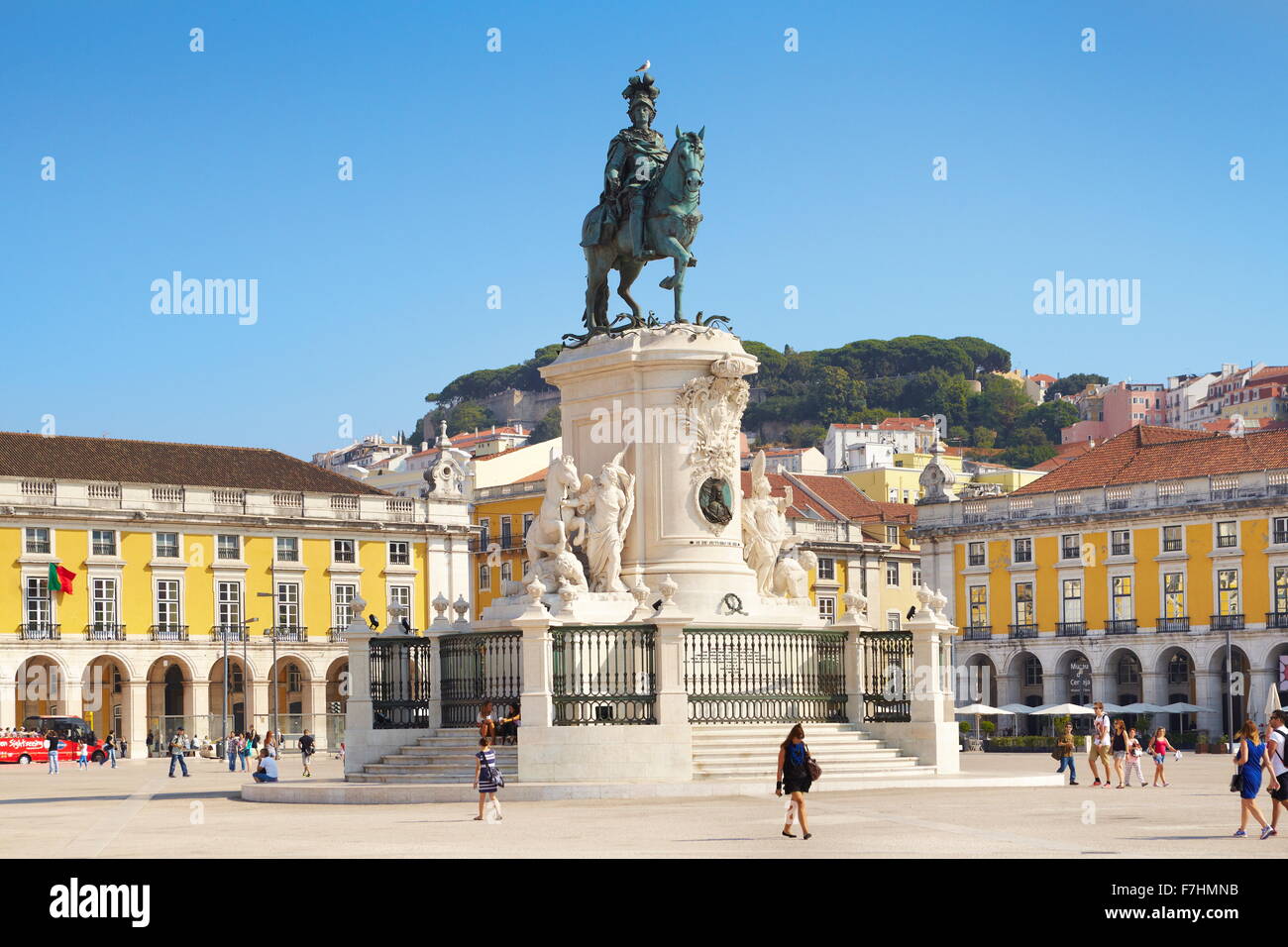 Statue de la place du commerce lisbonne Banque de photographies et d ...
