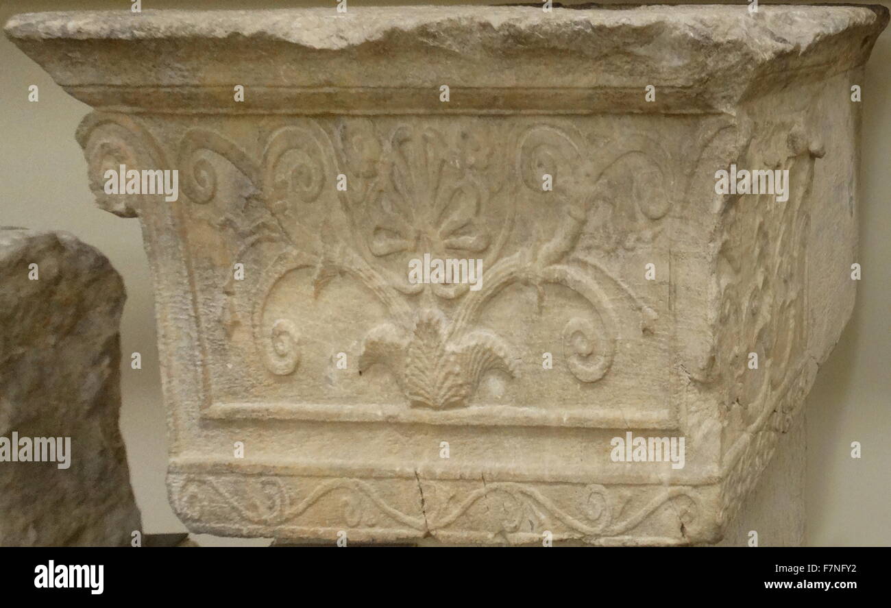 Pilastre ionique Banque de photographies et d’images à haute résolution ...