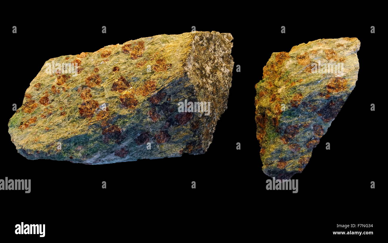L'éclogite est une roche métamorphique contenant des minéraux ...