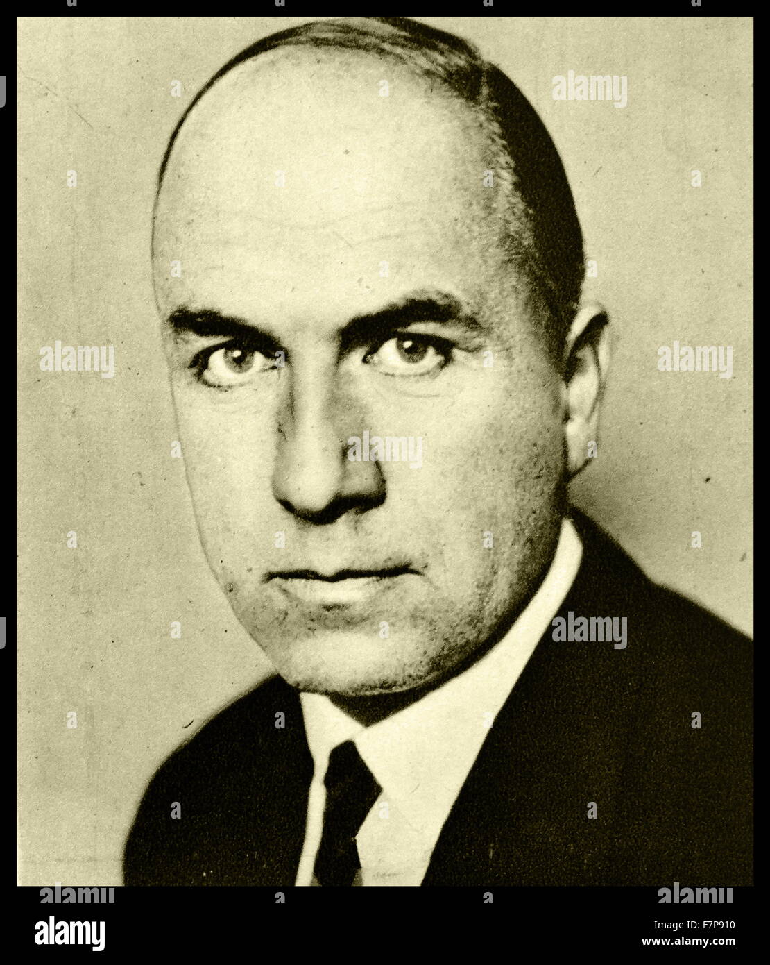Portrait du Reichsminister allemand pour les munitions et l'armement ...