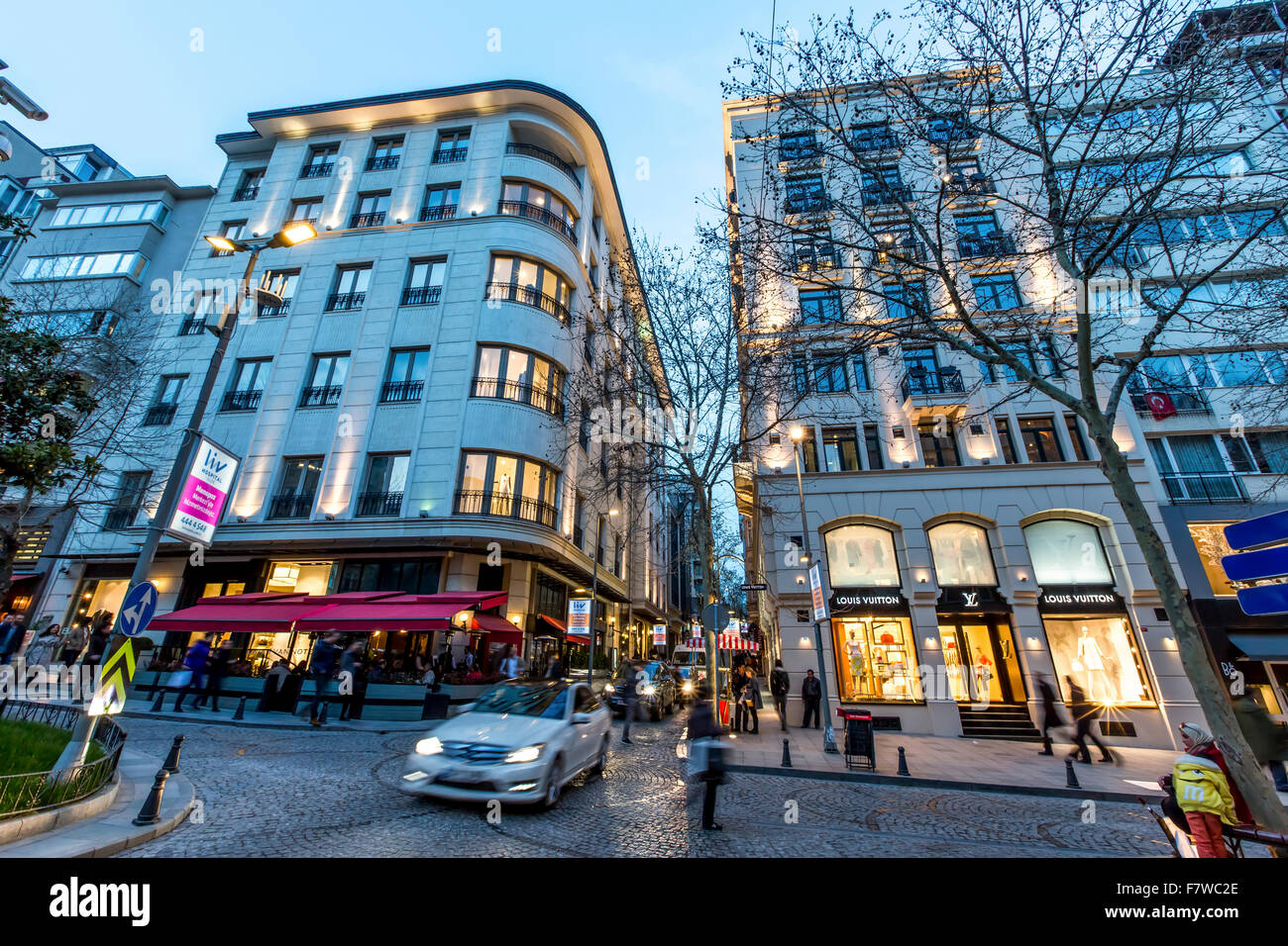 Nisantasi istanbul shopping Banque de photographies et d’images à haute ...