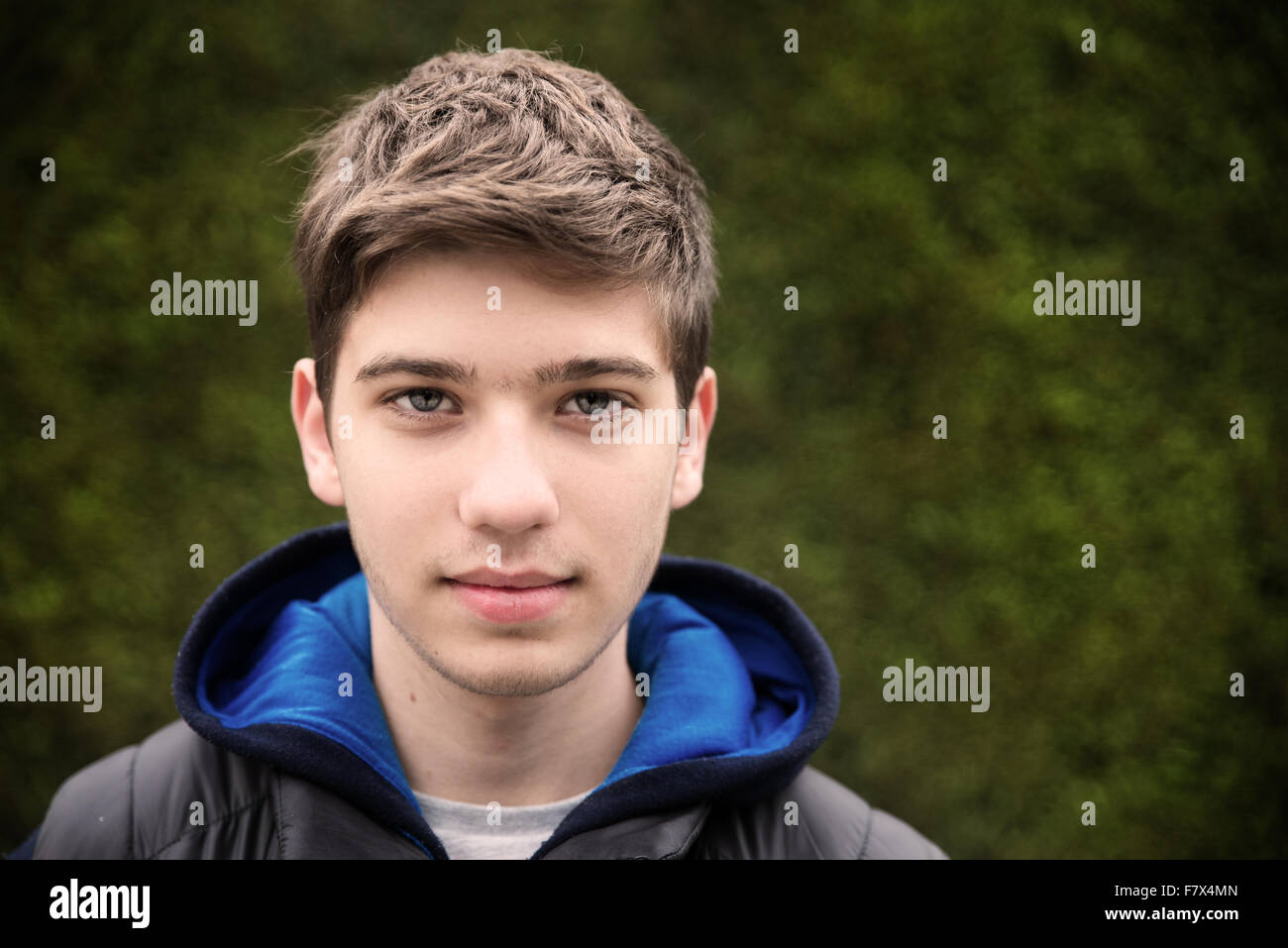Portrait De Garçon Adolescent Banque De Photographies Et Dimages à