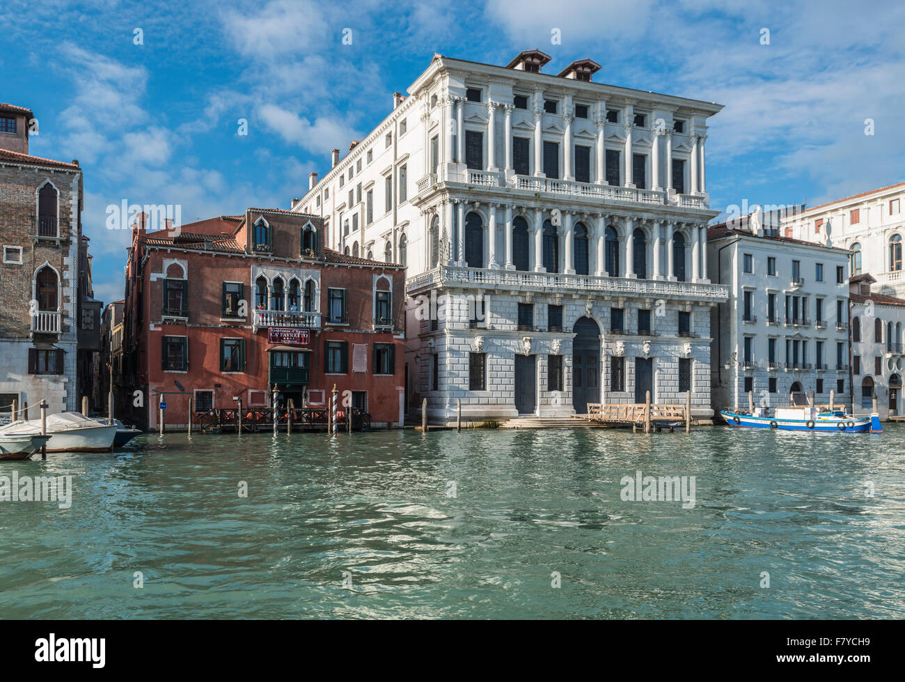 Palazzo corner della regina Banque de photographies et d’images à haute ...