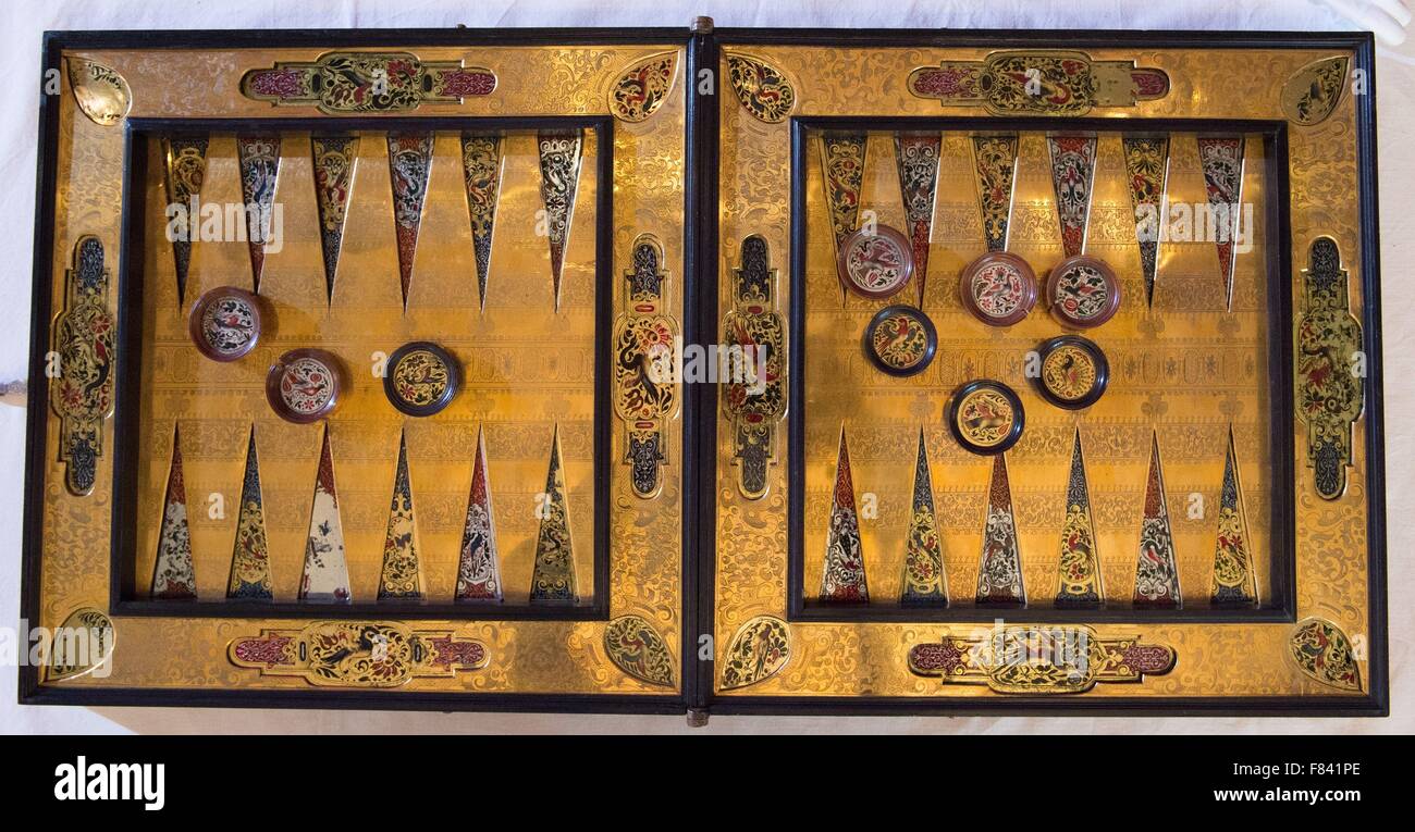 Tric trac game Banque de photographies et d’images à haute résolution ...