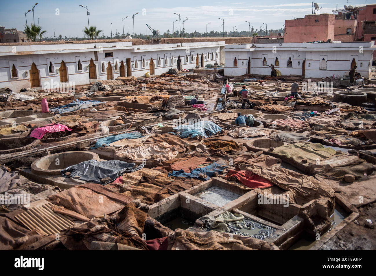 Tannerie marocain à Marrakech Photo Stock - Alamy