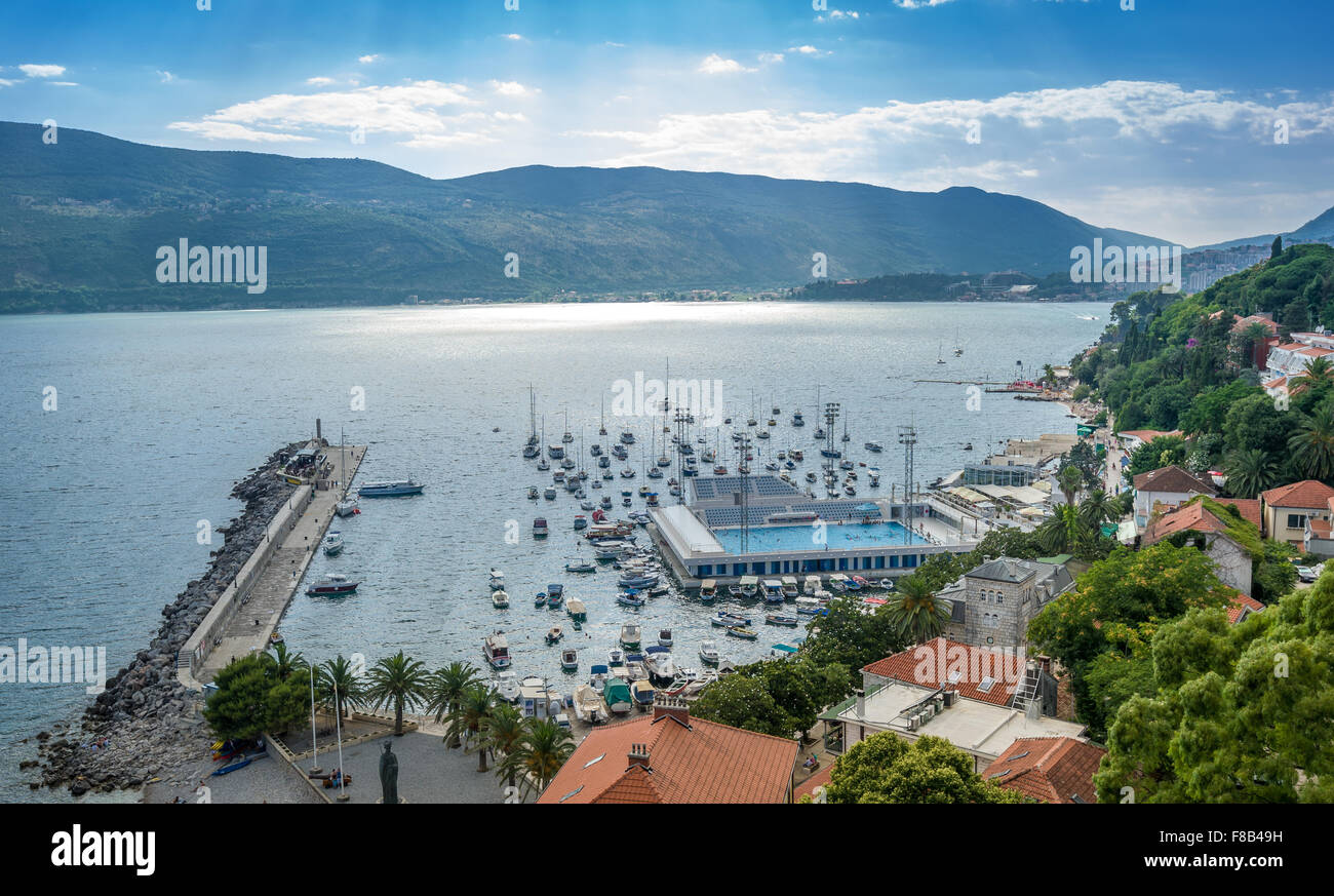 Herceg novi port Banque de photographies et d’images à haute résolution ...