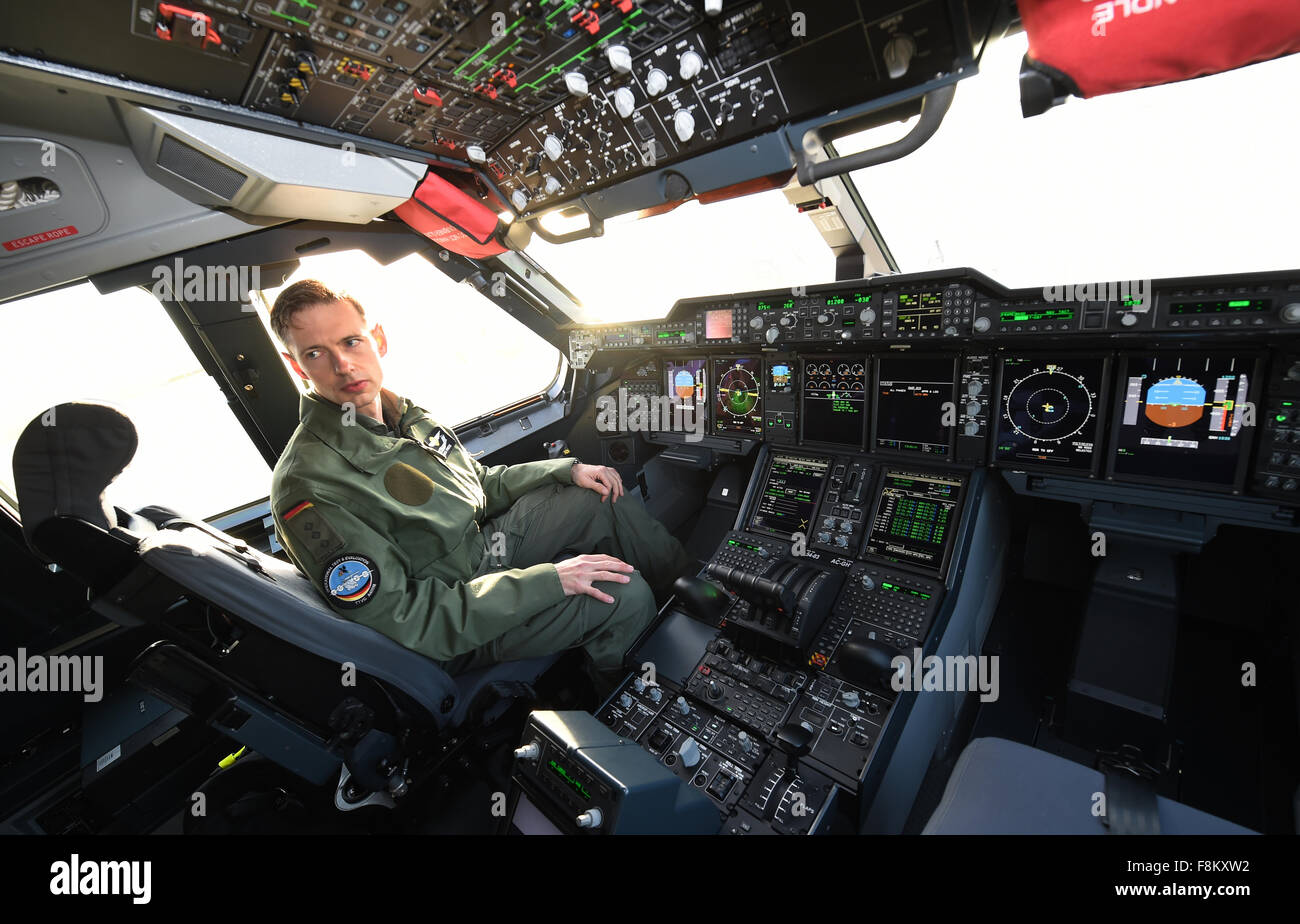 A400m cockpit Banque de photographies et d’images à haute résolution ...