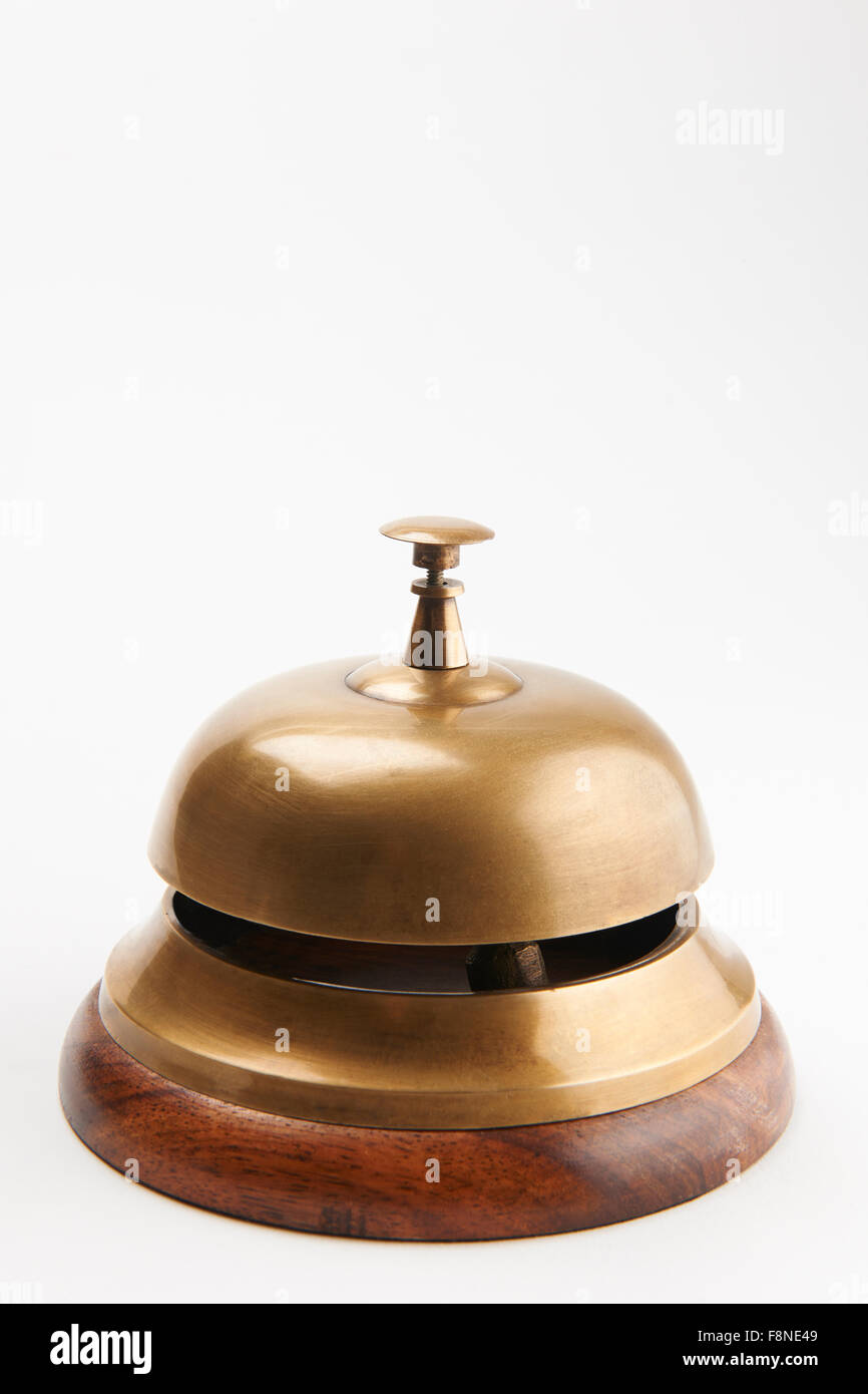 Cloche de service sur fond blanc Banque de photographies et d’images à ...