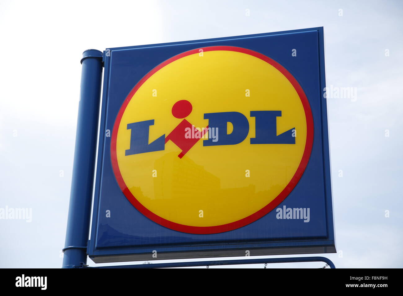Symbole lidl Banque de photographies et d’images à haute résolution - Alamy