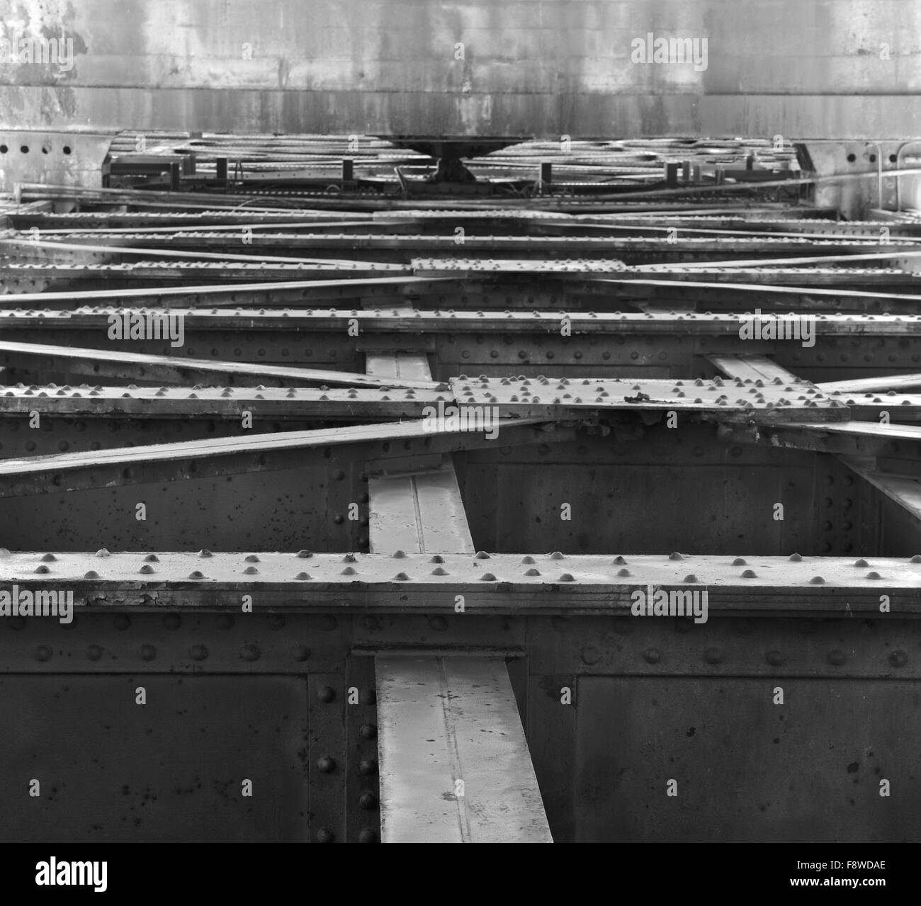 Concrete beam bridge Banque d'images noir et blanc - Alamy