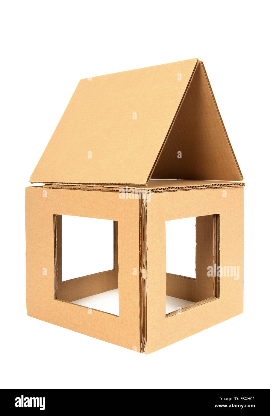 Maison en carton Banque d'images détourées - Alamy