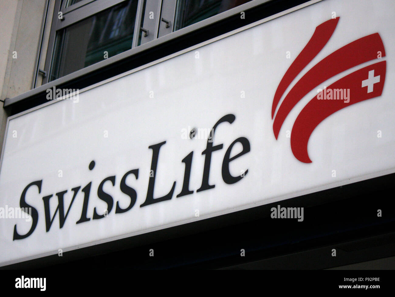 Swiss life logo Banque de photographies et d’images à haute résolution ...
