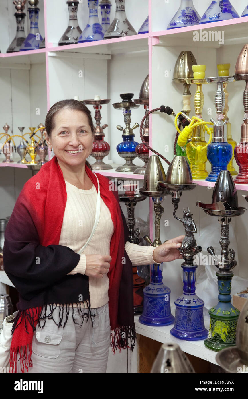 Stocke l'eau dans le coffre Banque de photographies et d’images à haute ...