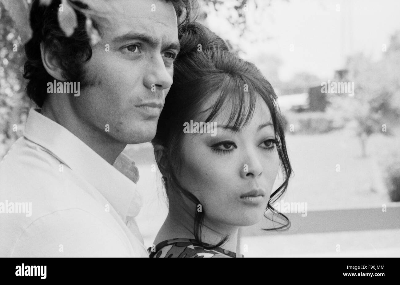 Acteurs et Actrices Deutschen Francisca Tu und Hans Jürgen Bäumler ...