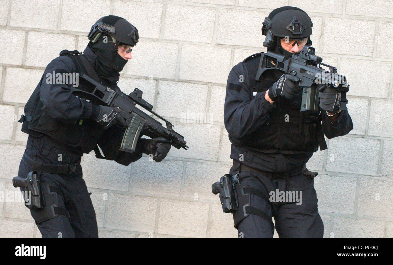 German special police unit gsg 9 Banque de photographies et d’images à ...