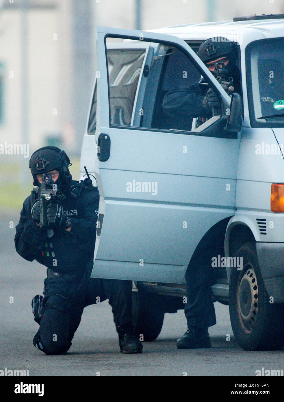 German special police unit gsg 9 Banque de photographies et d’images à ...