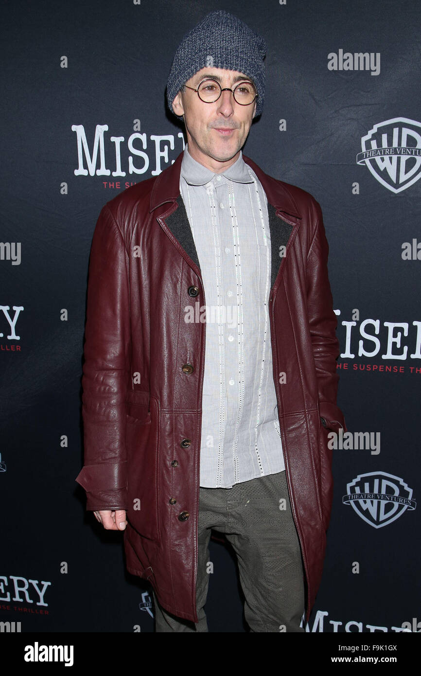 Soirée d'ouverture de la misère au Broadhurst Theatre - Arrivées. Avec ...