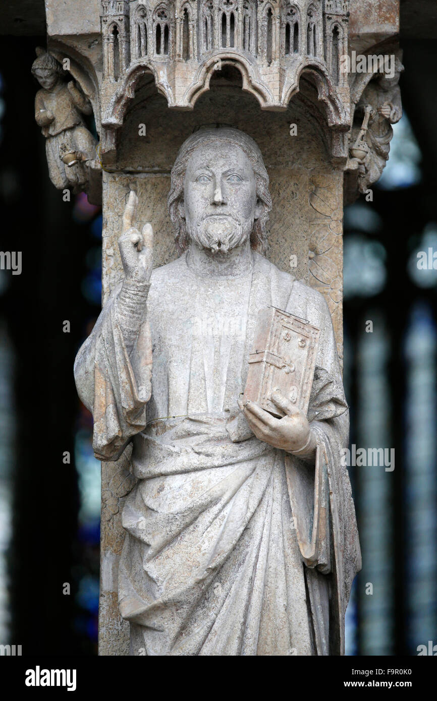 Notre-Dame d'Amiens Cathédrale. Portail central. La sculpture. Jésus ...