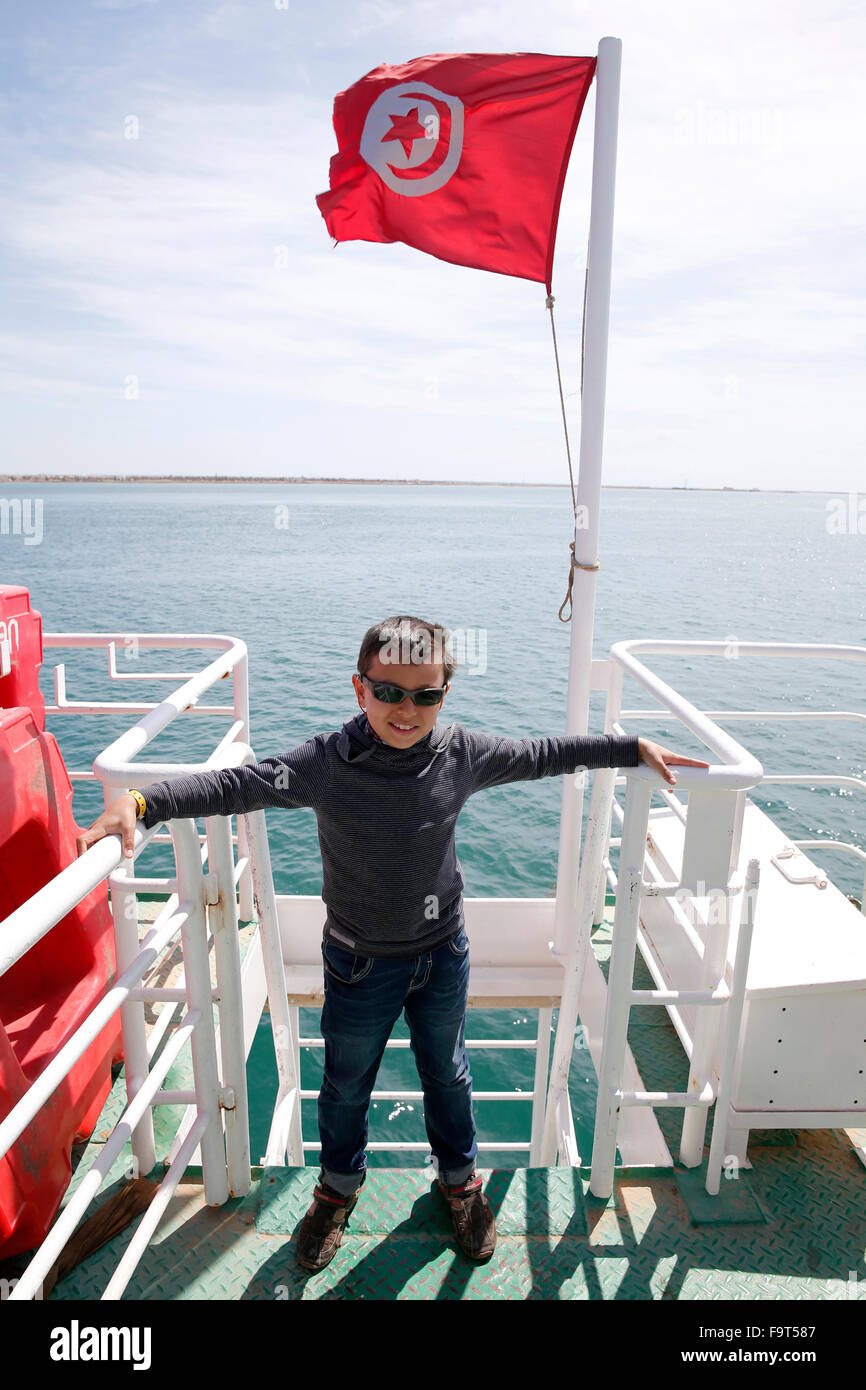 Tunisian boy Banque de photographies et d’images à haute résolution - Alamy