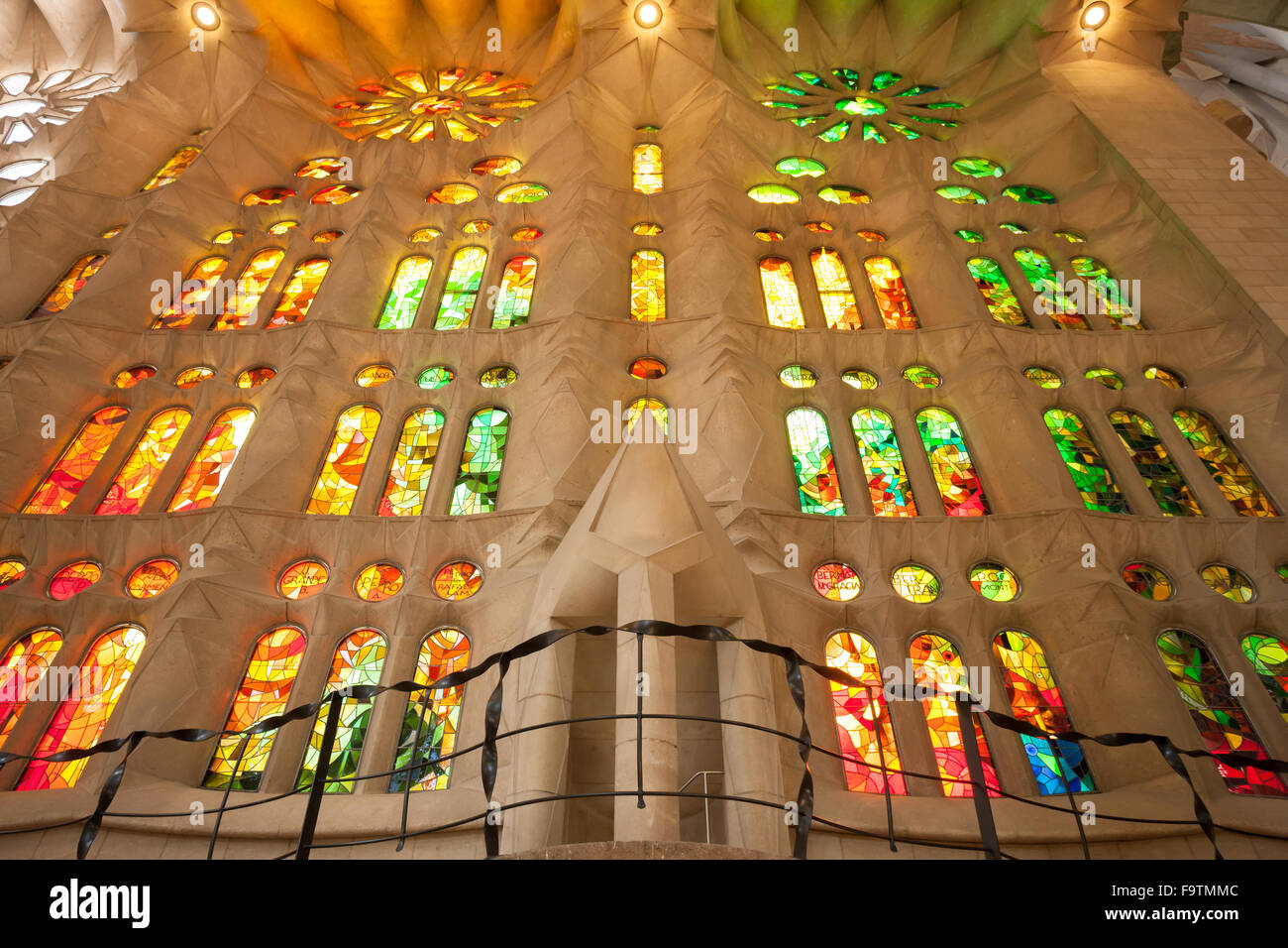 Colonnes gothiques Banque de photographies et d’images à haute ...