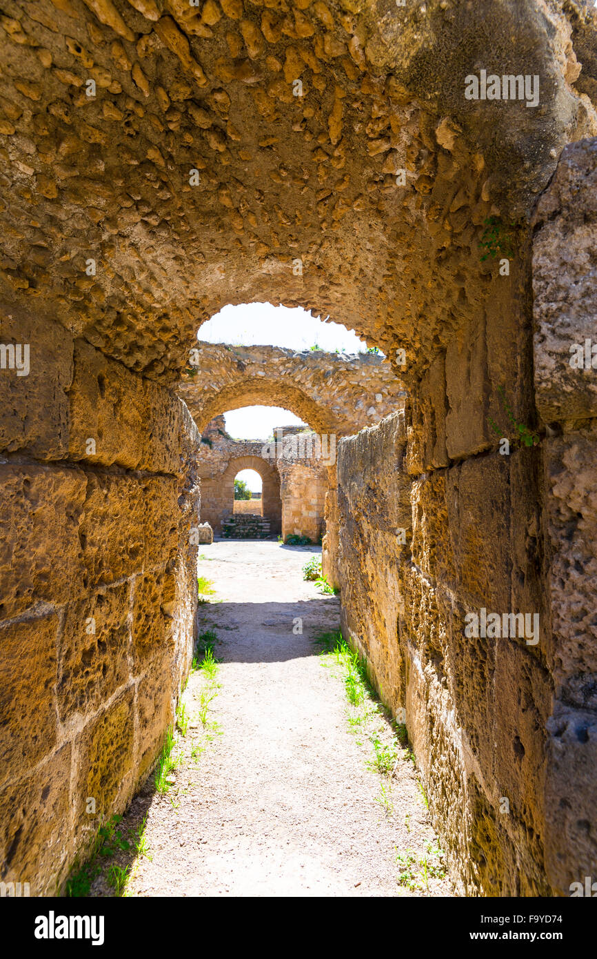 Carthage ancient roman wall ruin Banque de photographies et d’images à ...